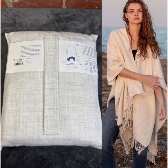 Other | New Mersea Classic Travel Wrap Sea Salt Cream Travel Pillow Bag ...